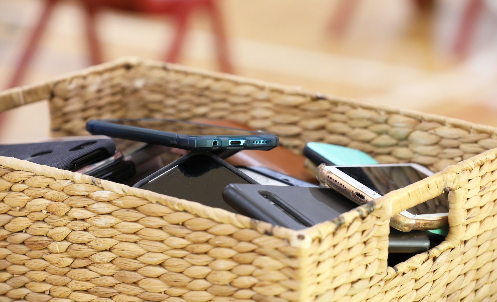 California’s educational institutions work to limit smartphone use by ...